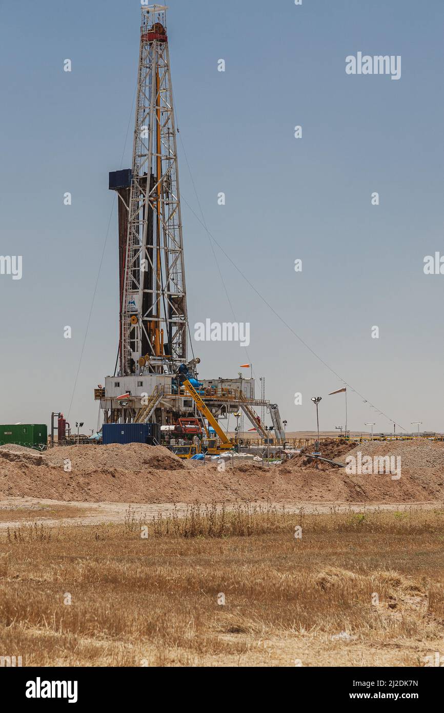 Oil & gas operations, Iraq Stock Photo - Alamy