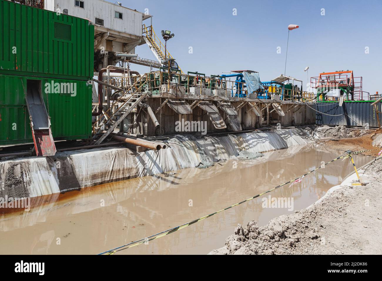 Oil & gas operations, Iraq Stock Photo - Alamy