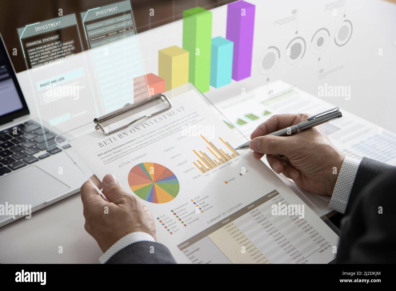 Augmented hi-res stock photography and images - Alamy