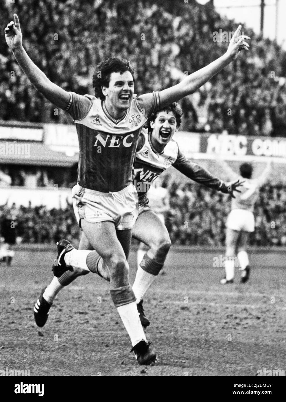 Gary lineker everton division hi-res stock photography and images - Alamy