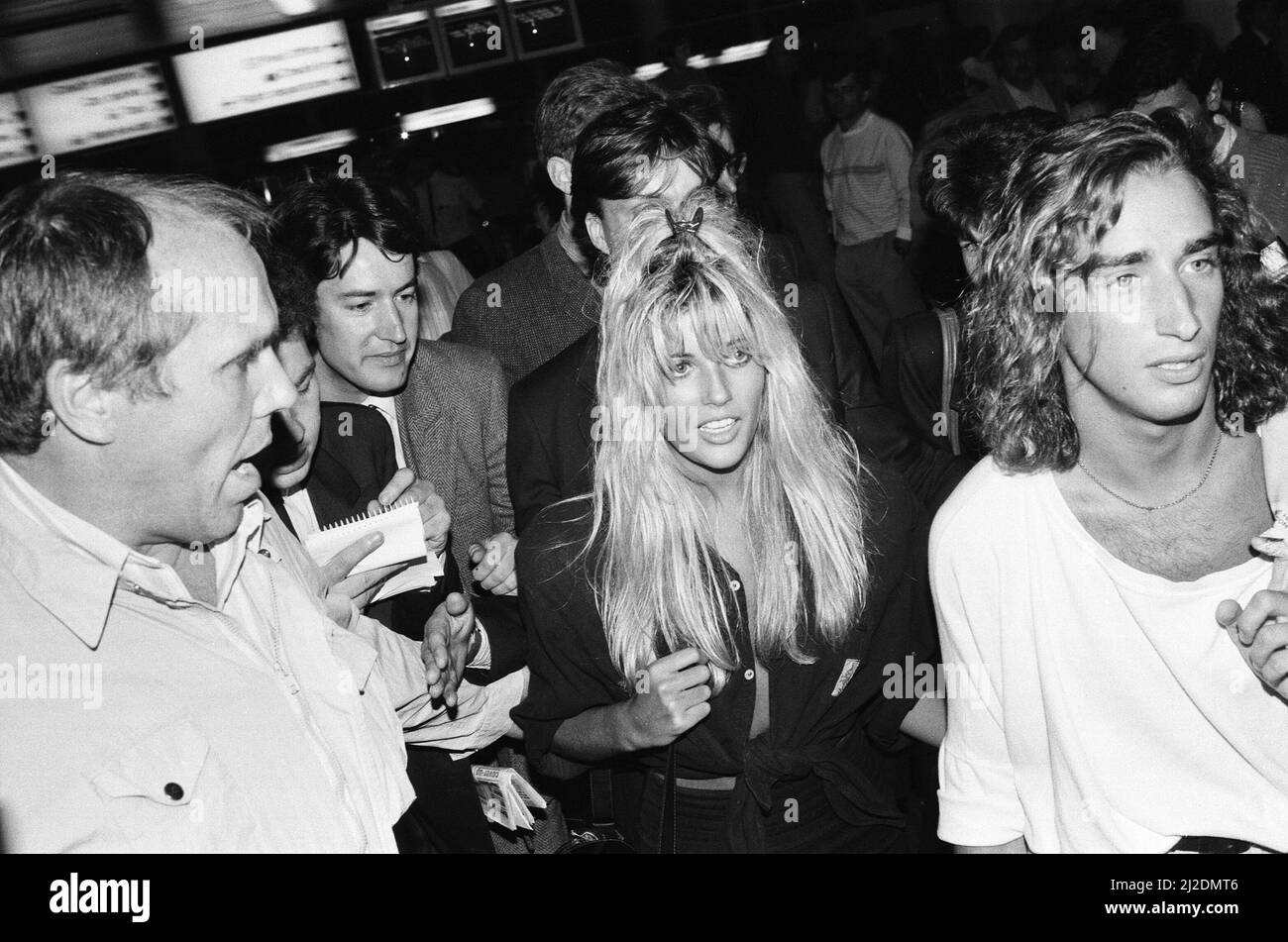 Mandy Smith at Gatwick Airport with her family and boyfriend Keith ...