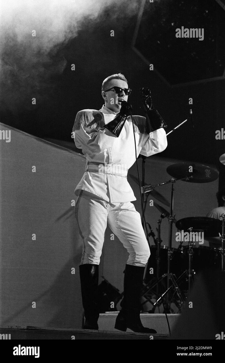 Holly johnson 1985 hi-res stock photography and images - Alamy