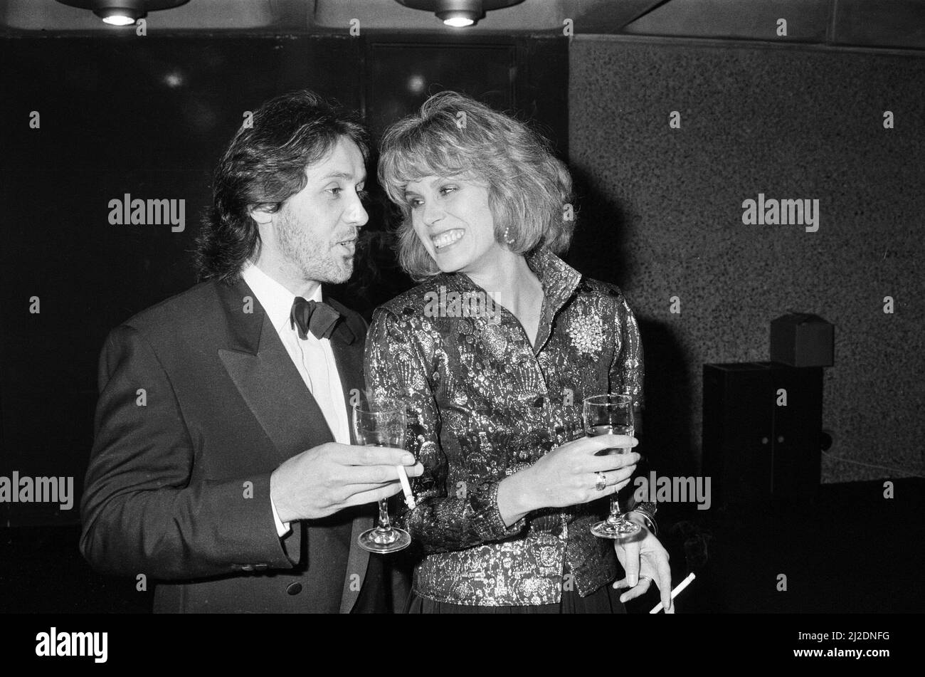 Actress Joanna Lumley and her husband Stephen Barlow. 4th November 1986 ...