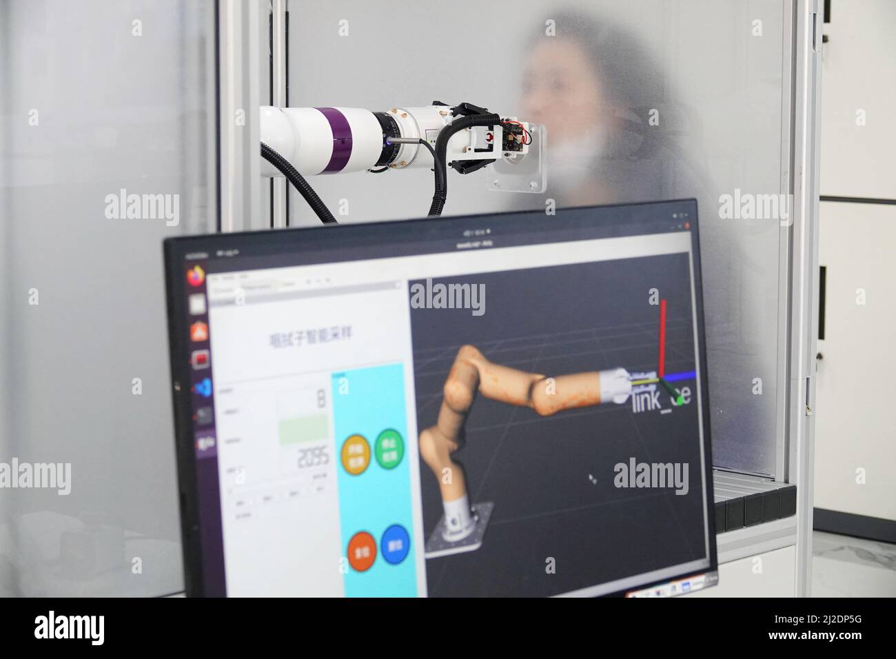 Nucleic acid robot hi-res stock photography and images - Alamy