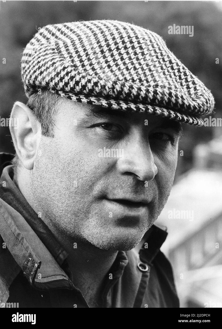 Bob hoskins 1980s hi-res stock photography and images - Alamy