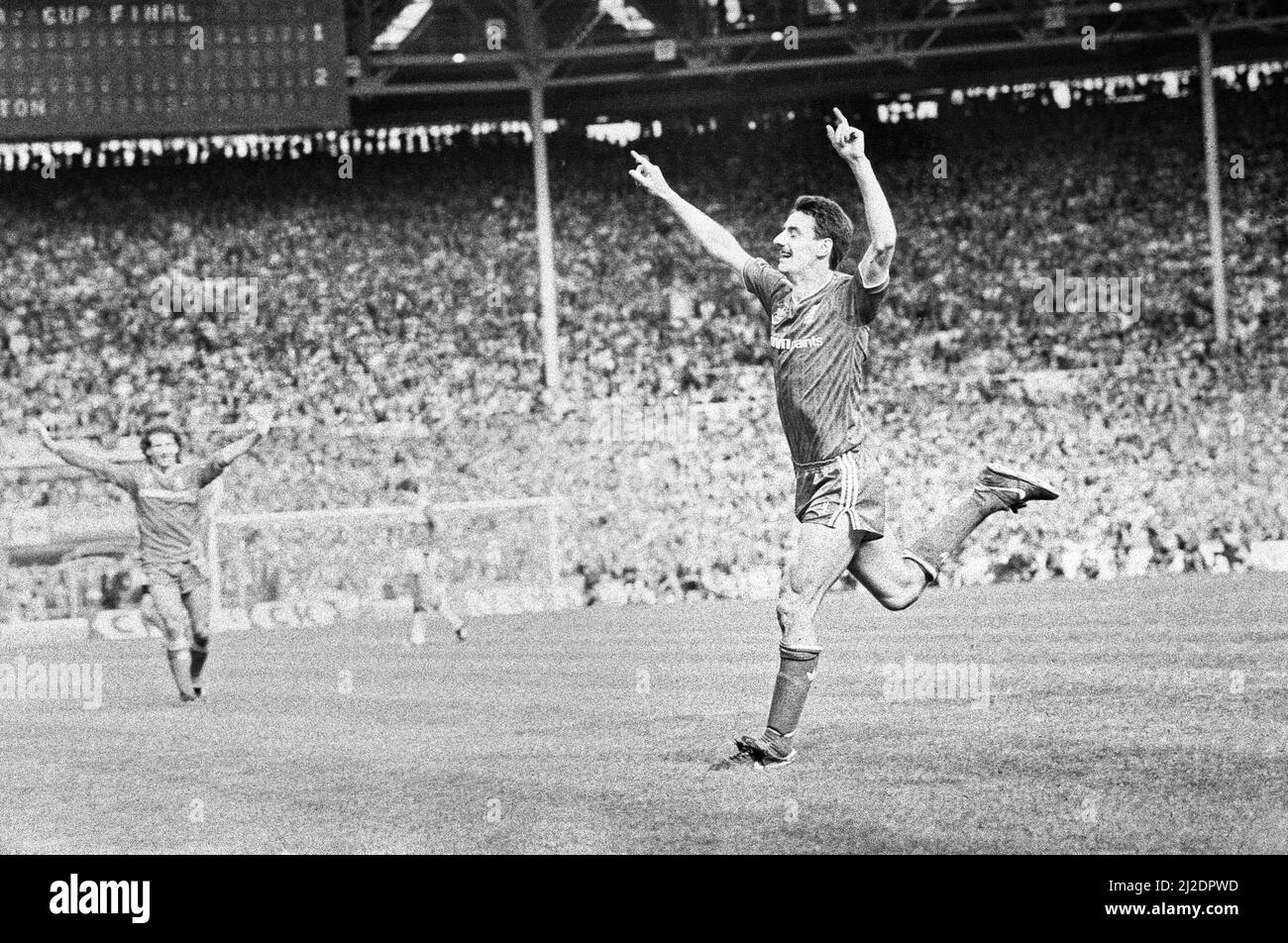 Liverpool everton 1986 hi-res stock photography and images - Alamy