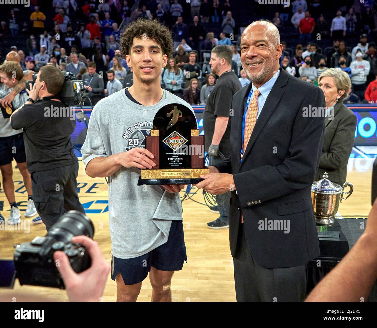 New York, New York, USA. 31st Mar, 2022. Xavier Musketeers guard Colby ...