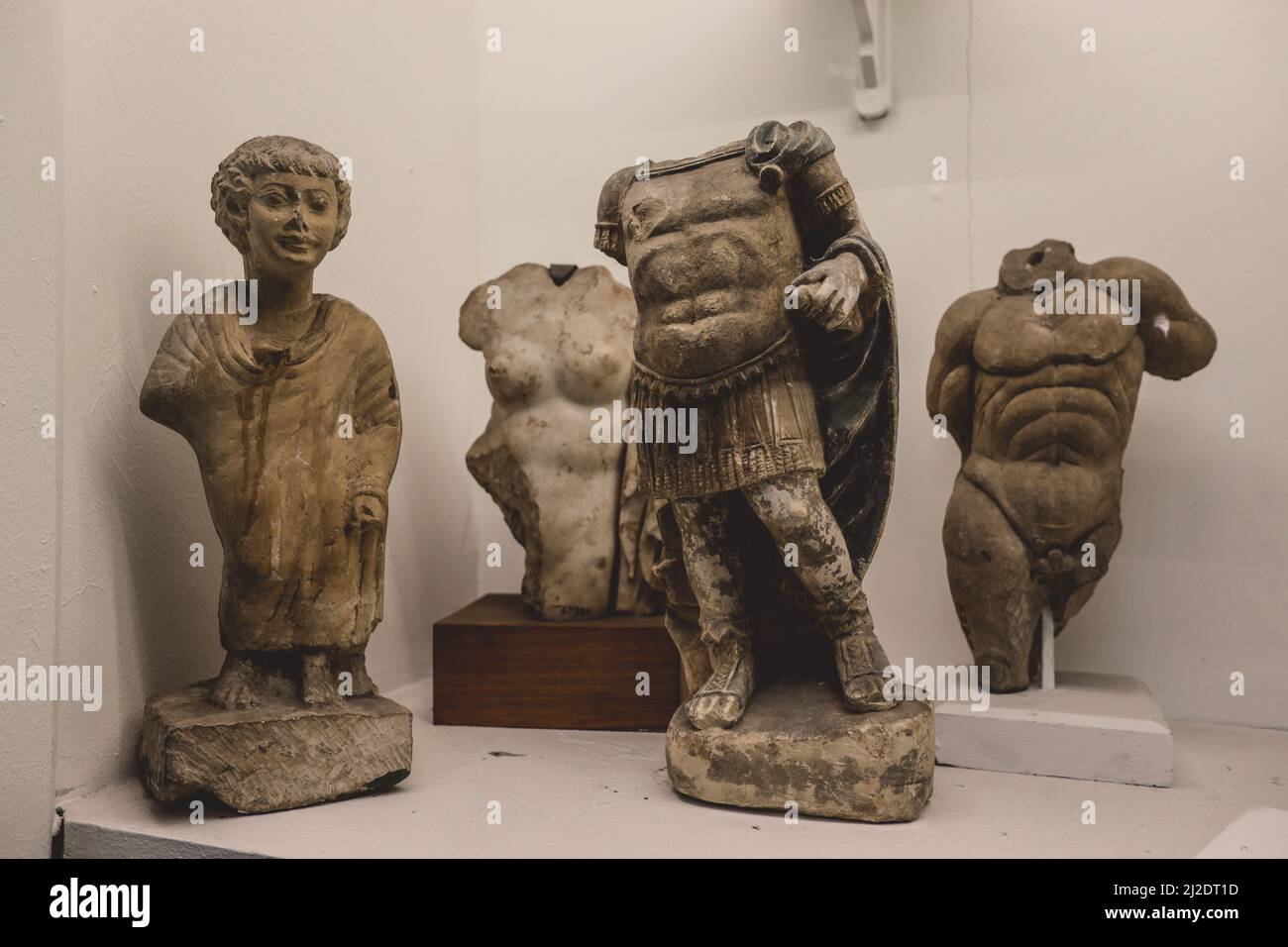 Small Stone Ancient Egyptian figurines and statues in the Cairo ...