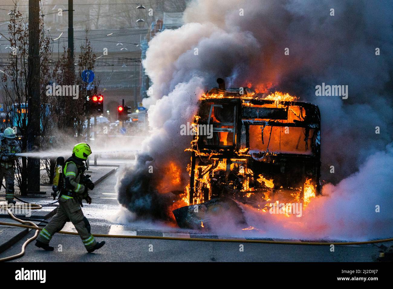 Oslo, Norway. 31st Mar, 2022. Oslo 20220331.The fire brigade is putting ...