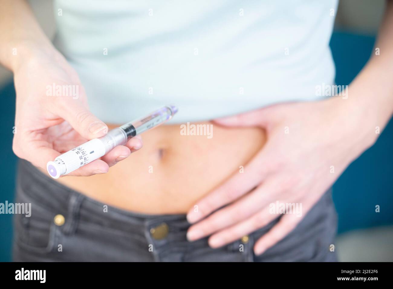 Diabetic injection mature hi-res stock photography and images - Alamy