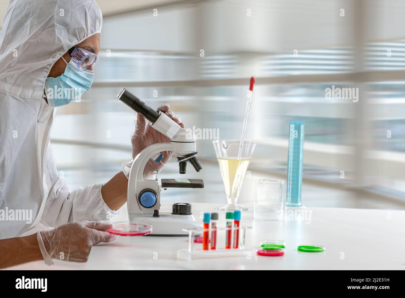 Work analysis hi-res stock photography and images - Alamy