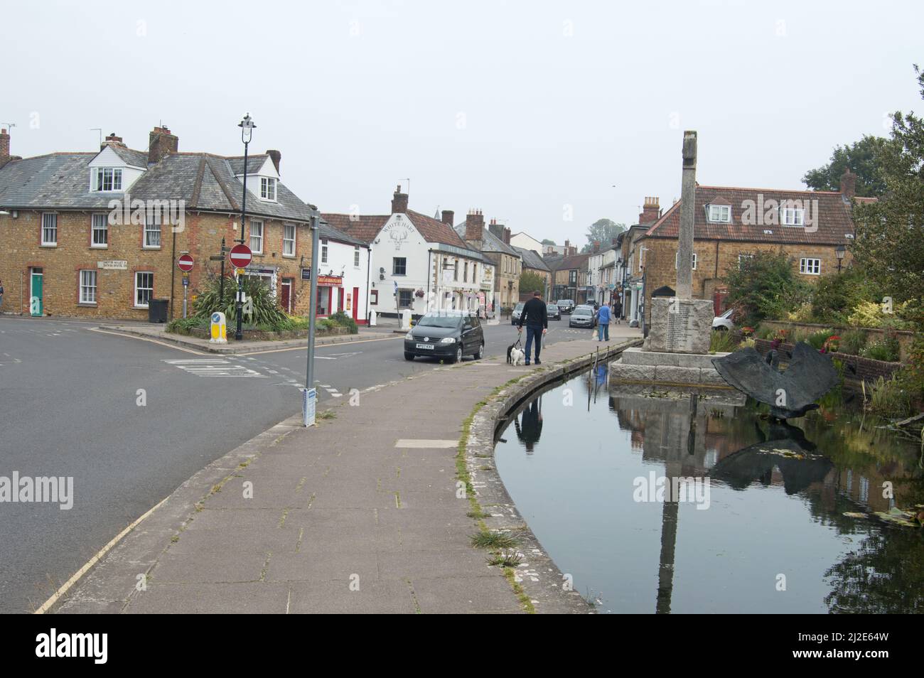 Shops and buildings on High Street, Castle Cary, Somerset, England, UK ...