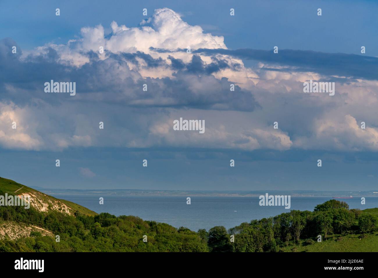 View across the english channel to france hi-res stock photography and ...