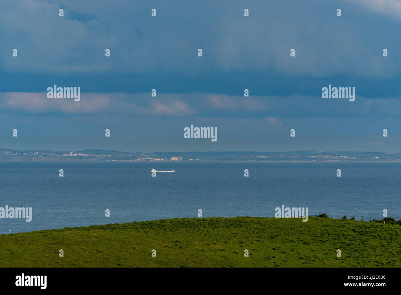 English channel shipping lane hi-res stock photography and images - Alamy