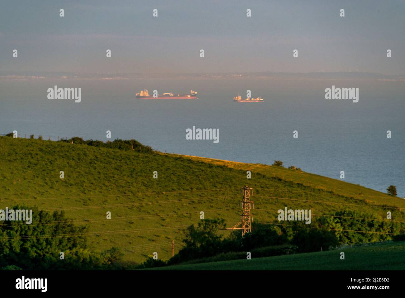 View across the english channel to france hi-res stock photography and ...