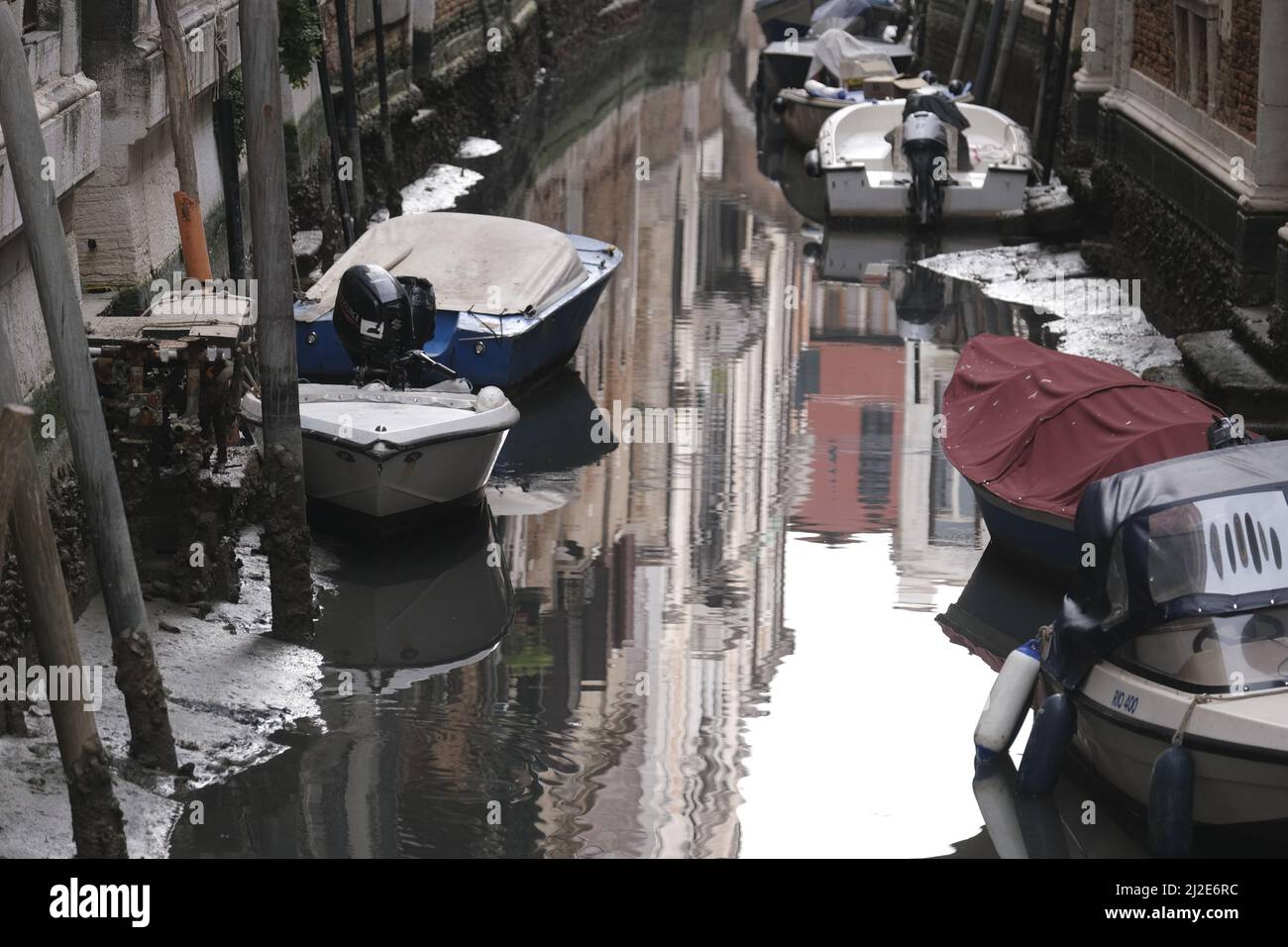 The low tide today in Venice has reached -50 centimeters above mean sea ...