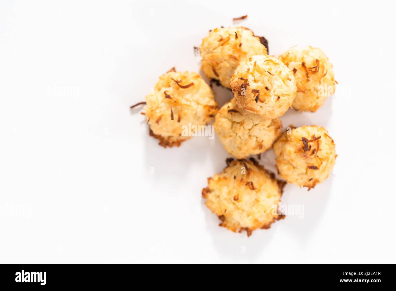Homemade coconut cookies with coconut flakes Stock Photo - Alamy
