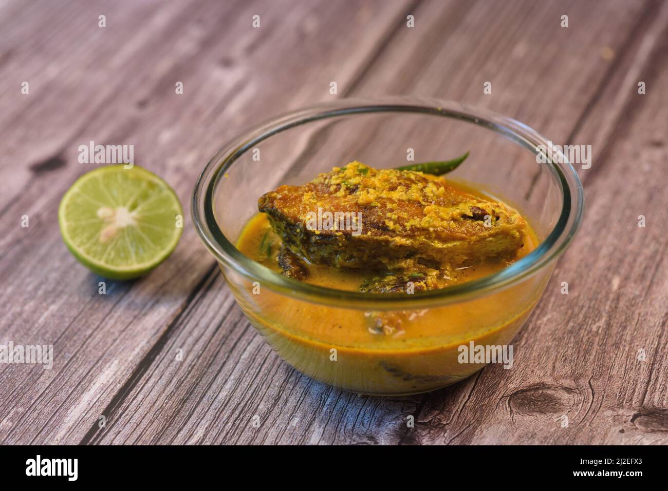 Hilsha fish hi-res stock photography and images - Alamy