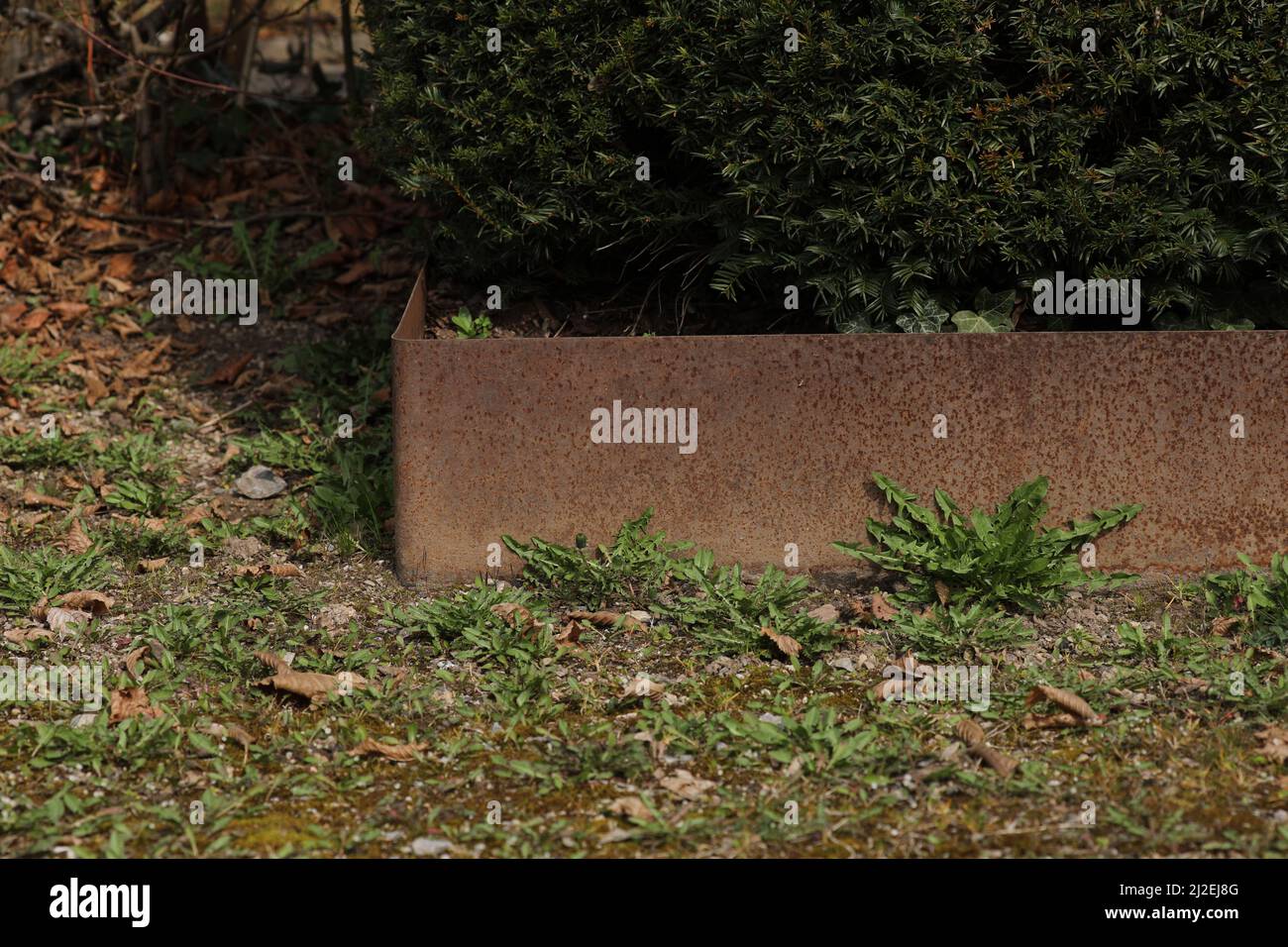 Corten steel metal rusted Stock Photo - Alamy