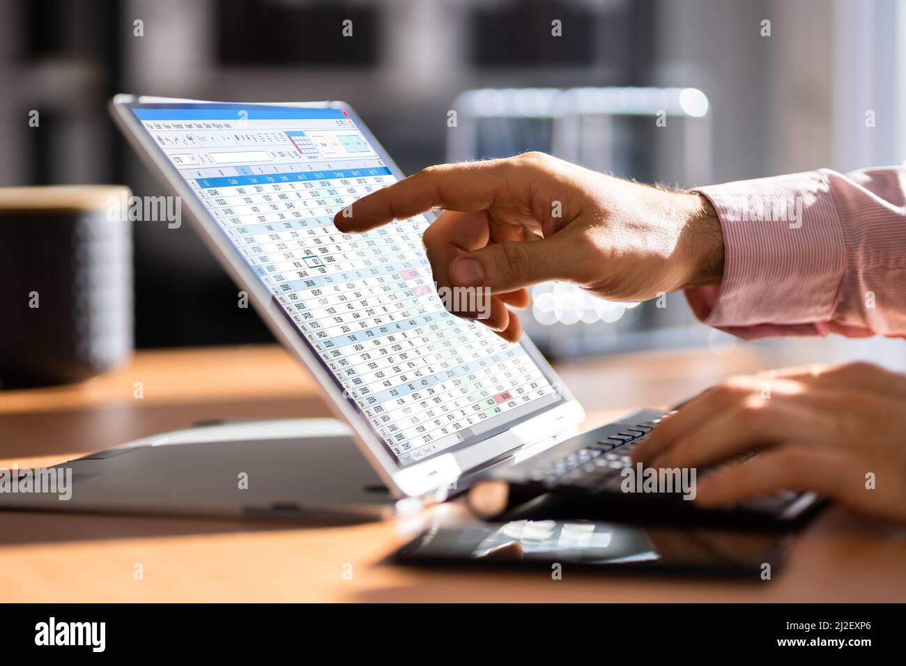 Data software hi-res stock photography and images - Alamy