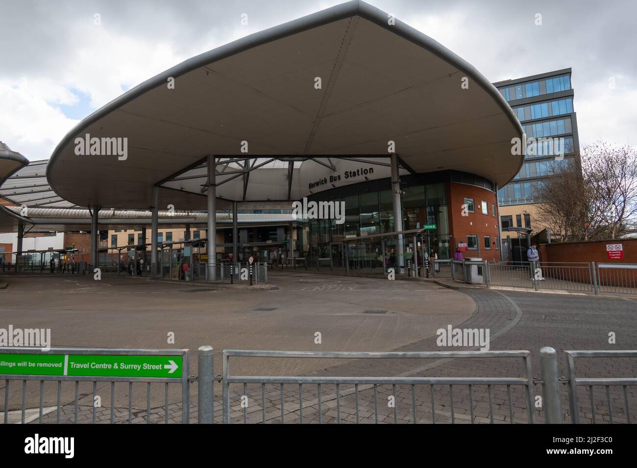 Norwich bus hi-res stock photography and images - Alamy