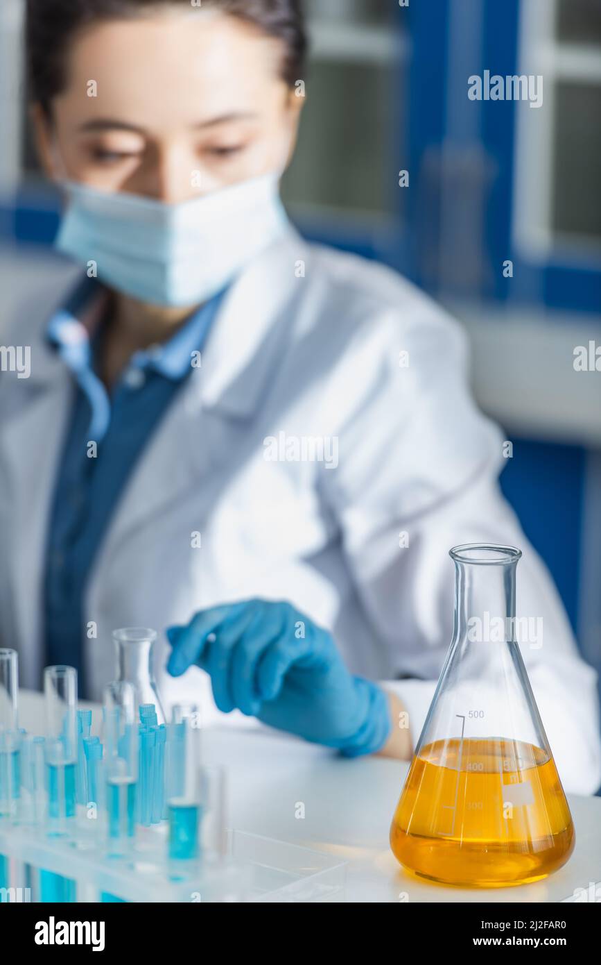 Bioengineer hi-res stock photography and images - Alamy