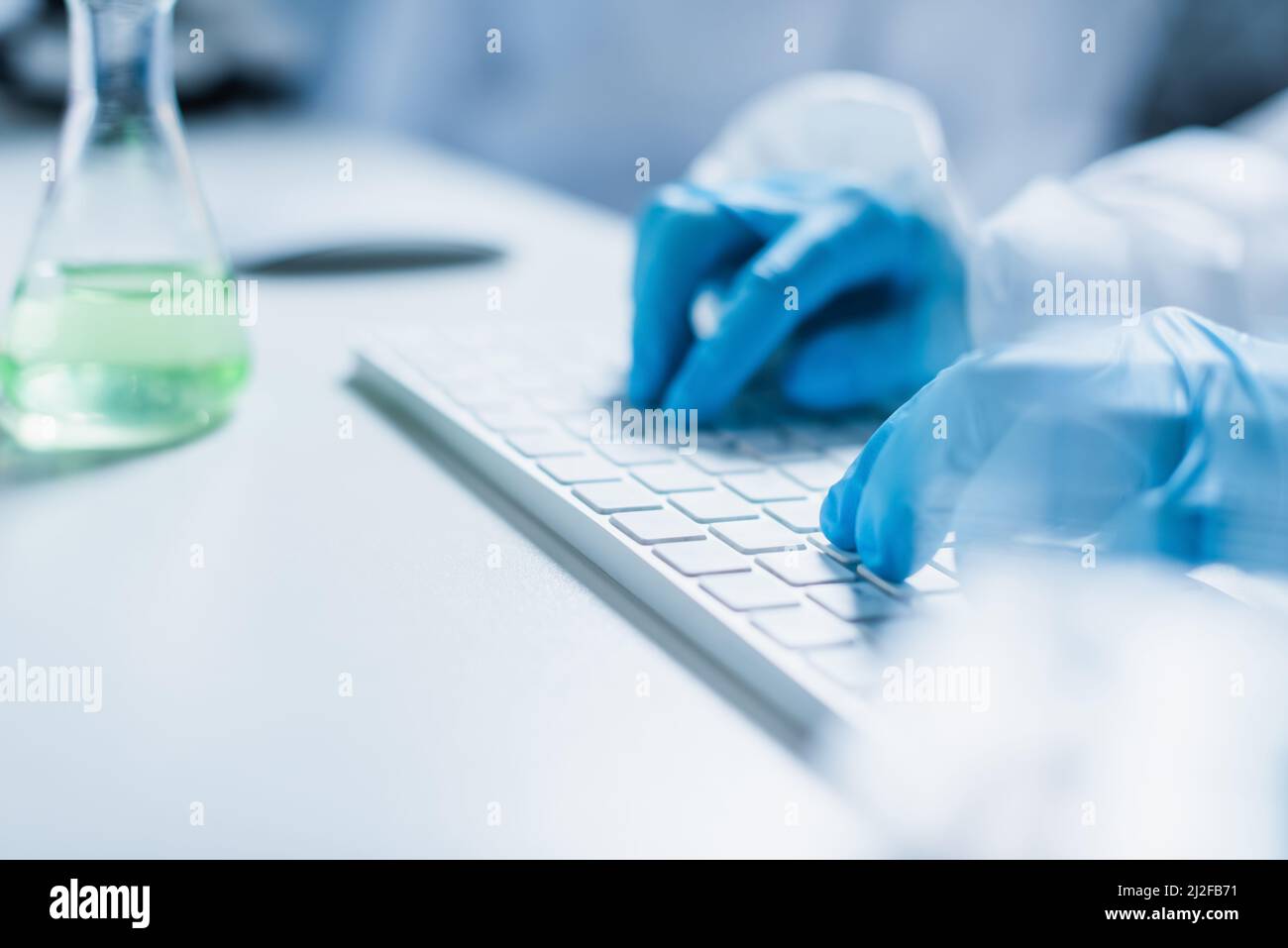 Doctor of computer science image hi-res stock photography and images ...