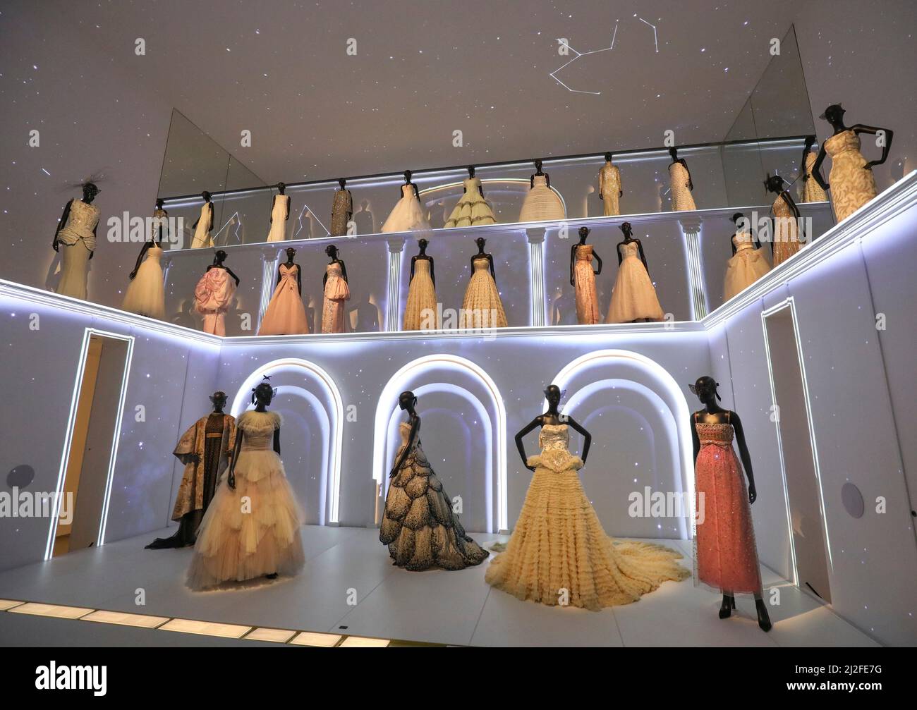DIOR LA GALERIE PARIS Stock Photo - Alamy