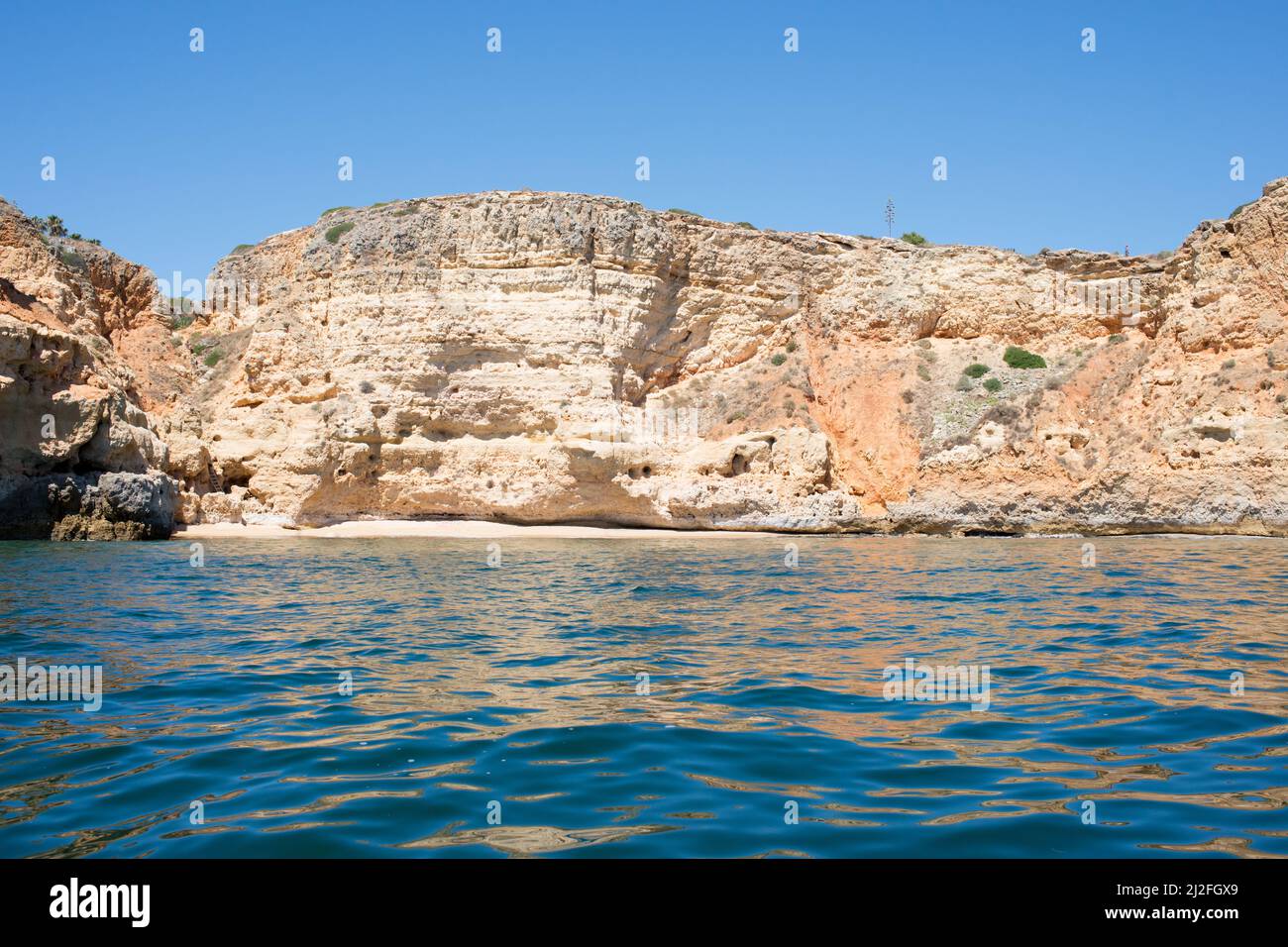 Beautiful empty beach hi-res stock photography and images - Alamy
