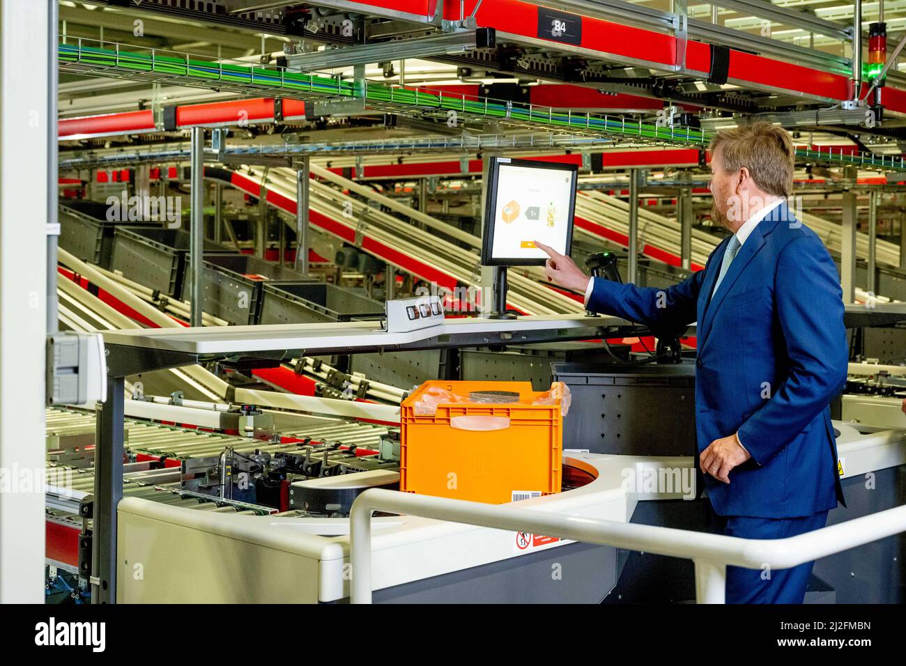 King Willem-Alexander at the opening of the robotic distribution center ...