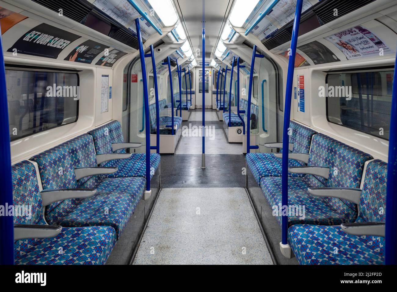 London, UK. 31 March 2022. An empty tube carriage on the Victoria Line ...