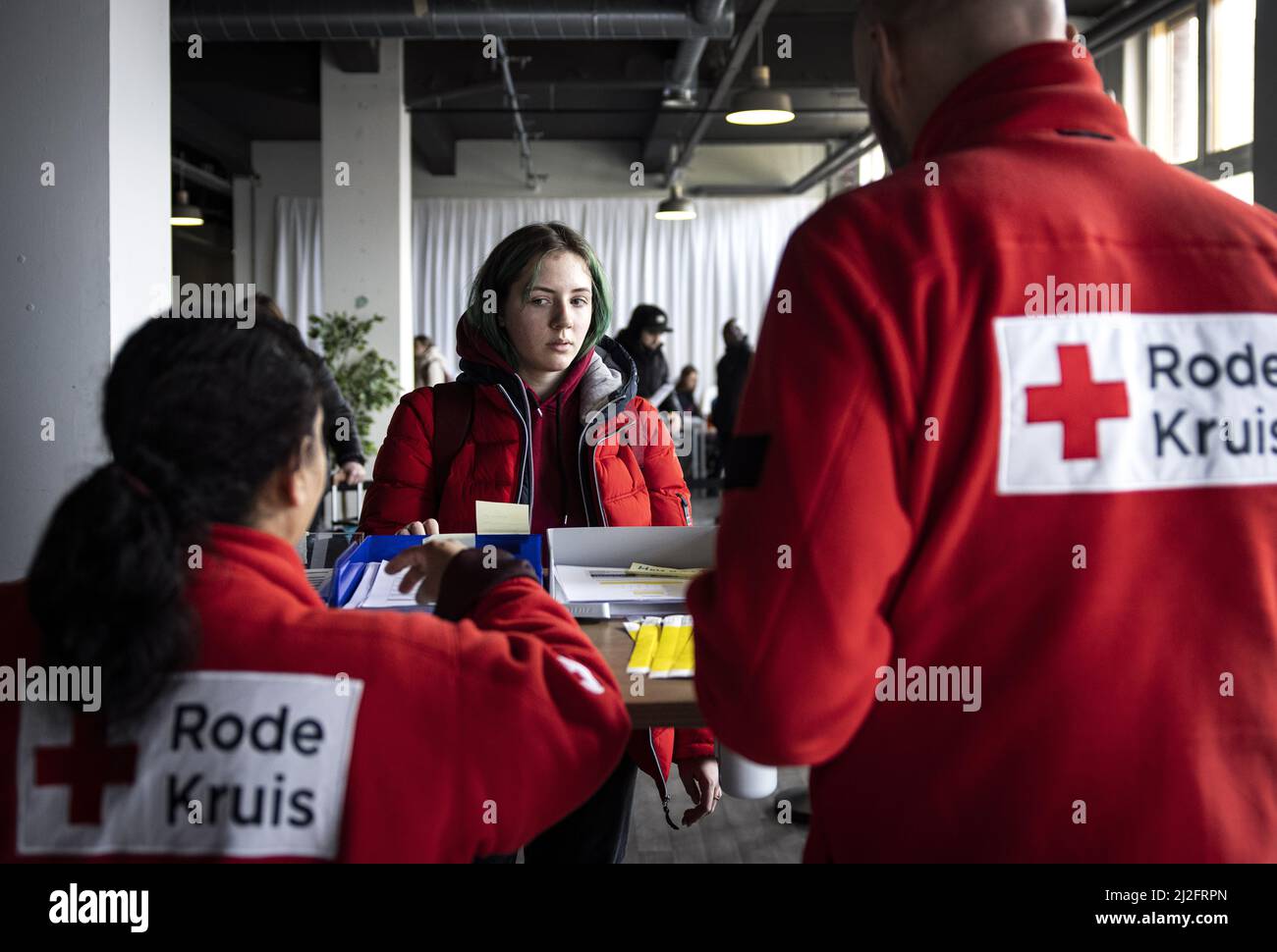 2022-04-01 12:08:15 AMSTERDAM - Ukrainian refugees register at the ...