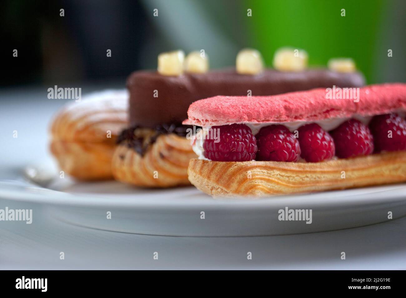 Eclair photography hi-res stock photography and images - Alamy