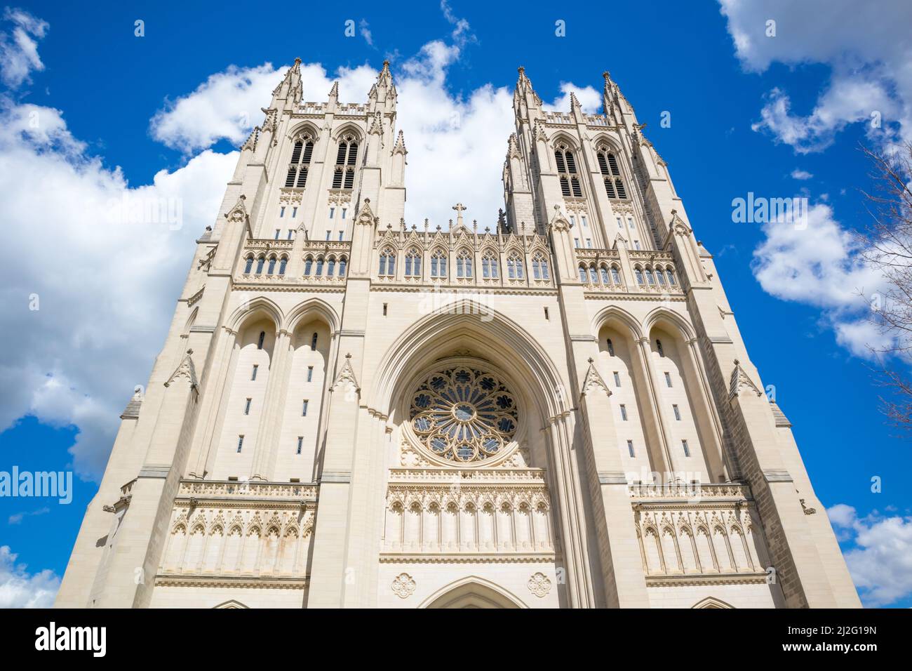 National Cathedral View Washington DC USA exterior Stock Photo - Alamy