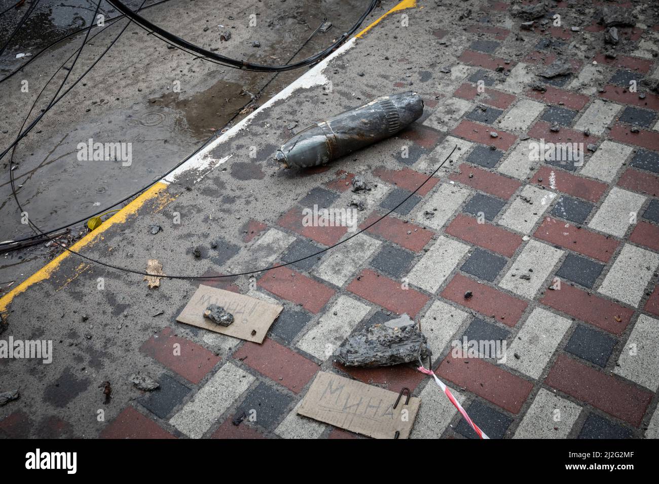 Unexploded artillery shells on the street, pictured 29.03.2022 (CTK ...