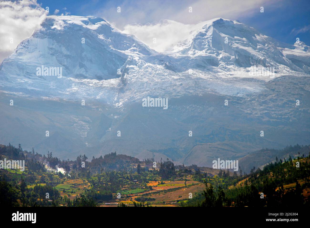 Nevado Huascaran from Yungay Norte, Peru Stock Photo - Alamy