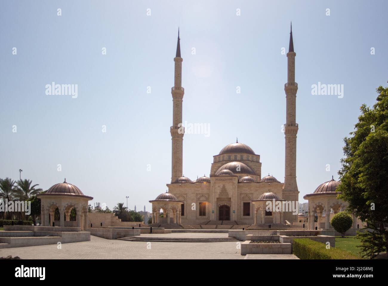 A view of Said Bin Taimur Mosque in Oman Stock Photo - Alamy