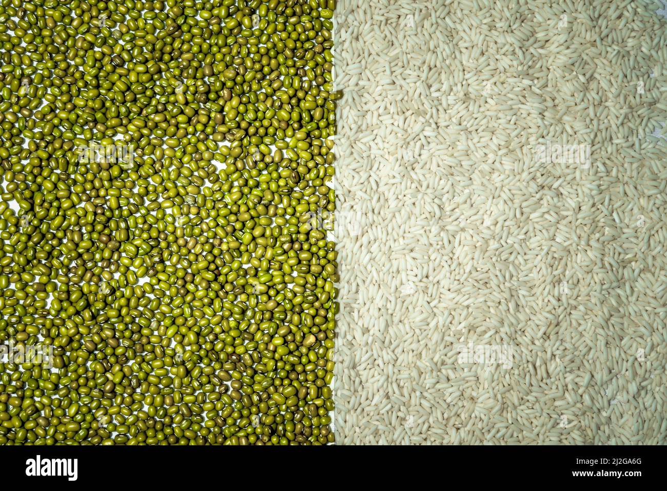 A top view of many Mung beans and white Glutinous rice Stock Photo - Alamy