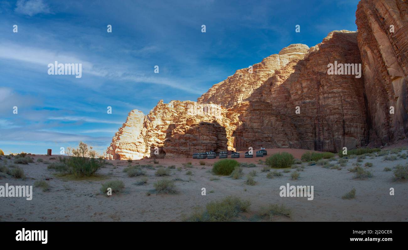 Beautiful mountain scenery in the mountain desert in Wadi Rum, Jordan ...