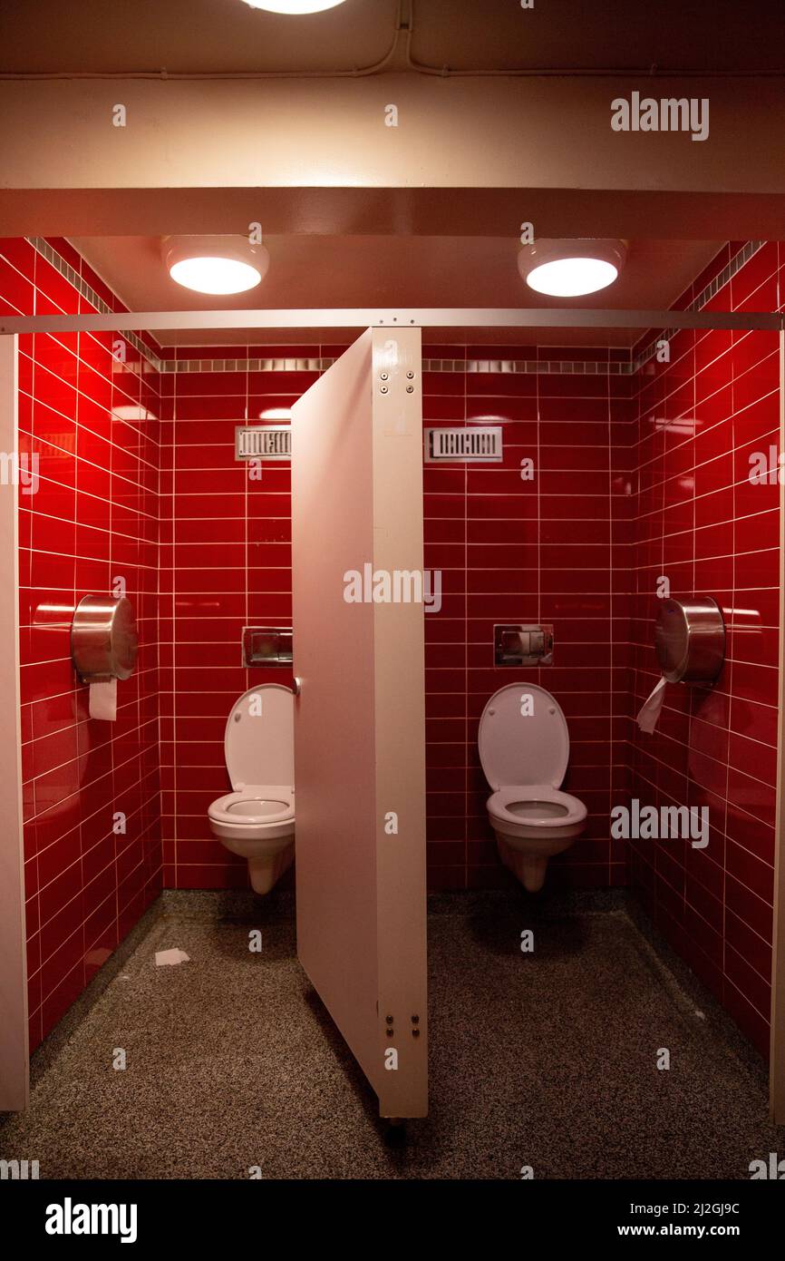 Restaurant bathroom door hi-res stock photography and images - Alamy