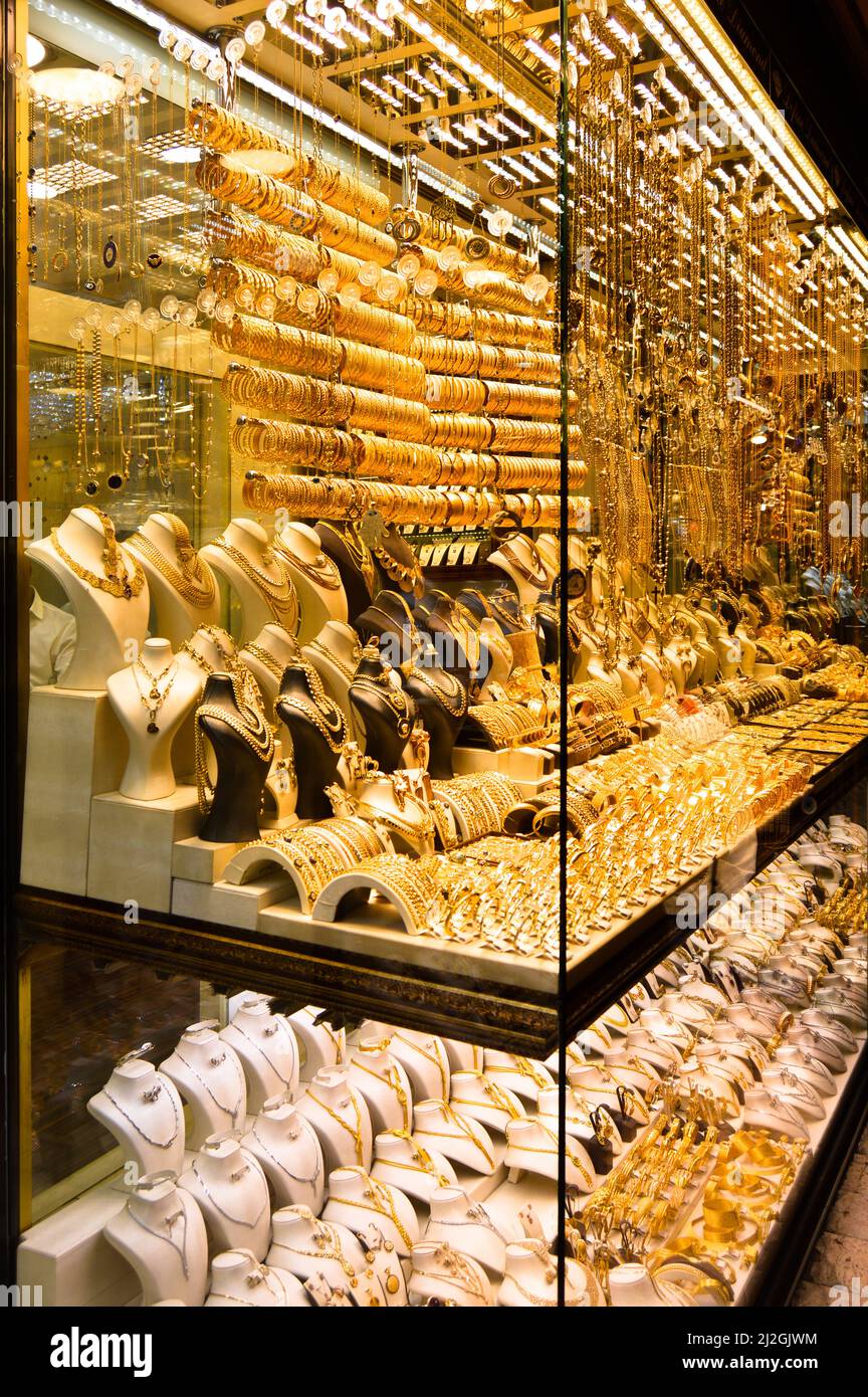 Turkish gold jewellery hi-res stock photography and images - Alamy