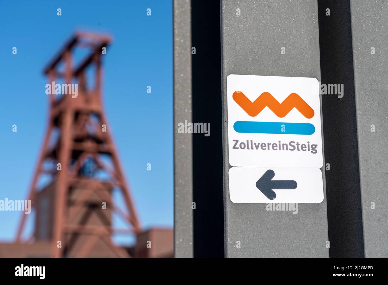 The Zollvereinsteig, a hiking trail around the Zollverein Coal Mine ...