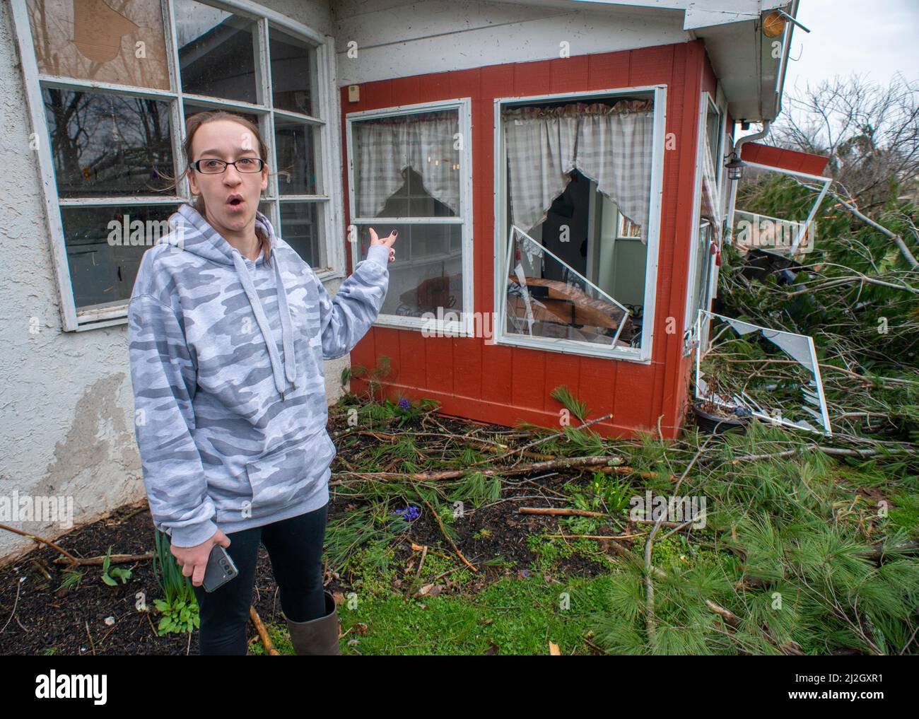Tornado damage united states air hi-res stock photography and images ...