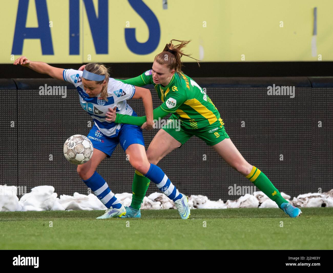 DEN HAAG, NETHERLANDS - APRIL 1: Katie Murray of PEC Zwolle, Liz ...