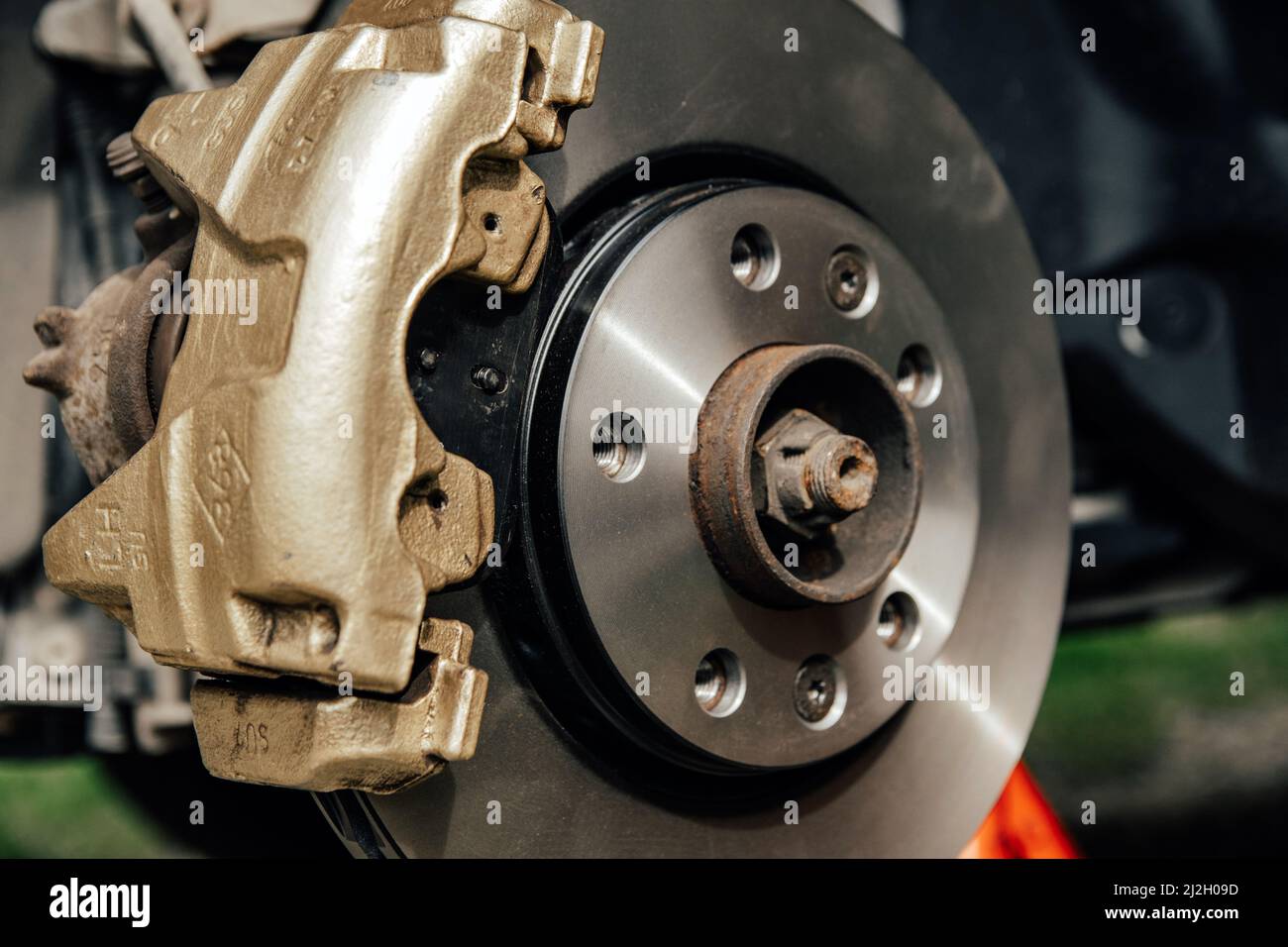 Gold brake calipers hi-res stock photography and images - Alamy
