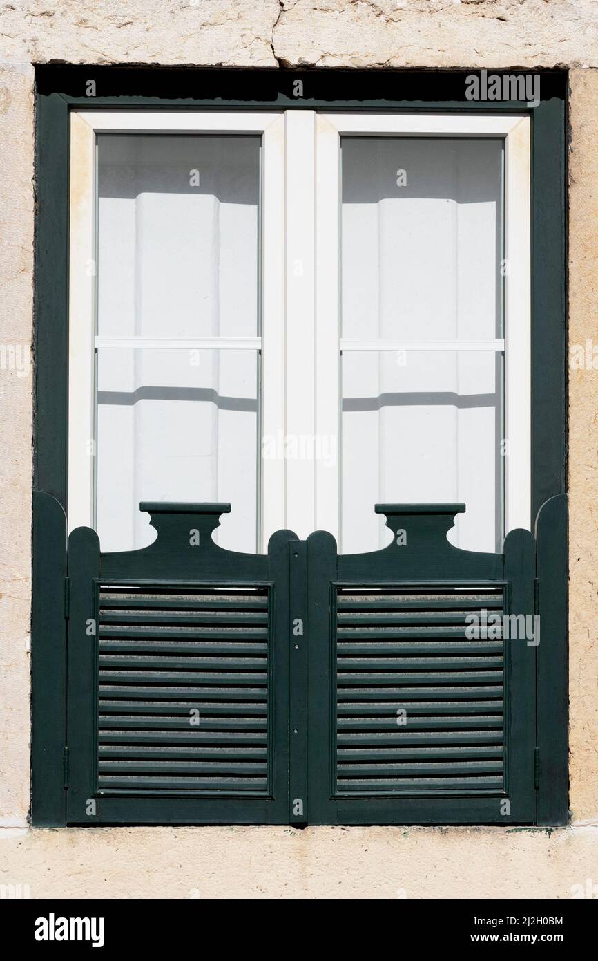Portuguese windows hi-res stock photography and images - Alamy
