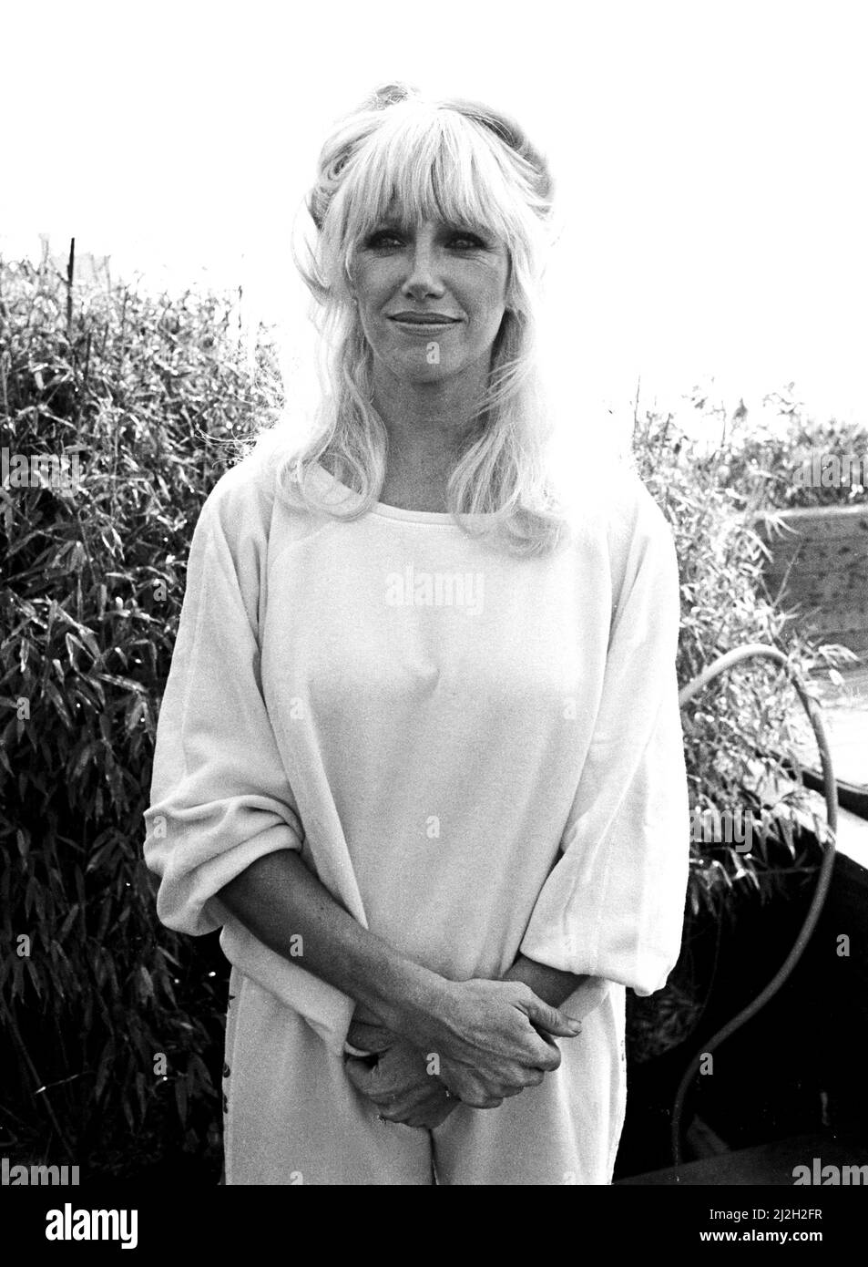 Suzanne Sommers at her home on the beach at Venice, CA, 1984 Credit ...