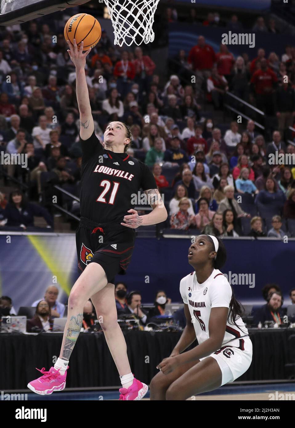 Minneapolis, United States. 01st Apr, 2022. Louisville Cardinals Emily ...