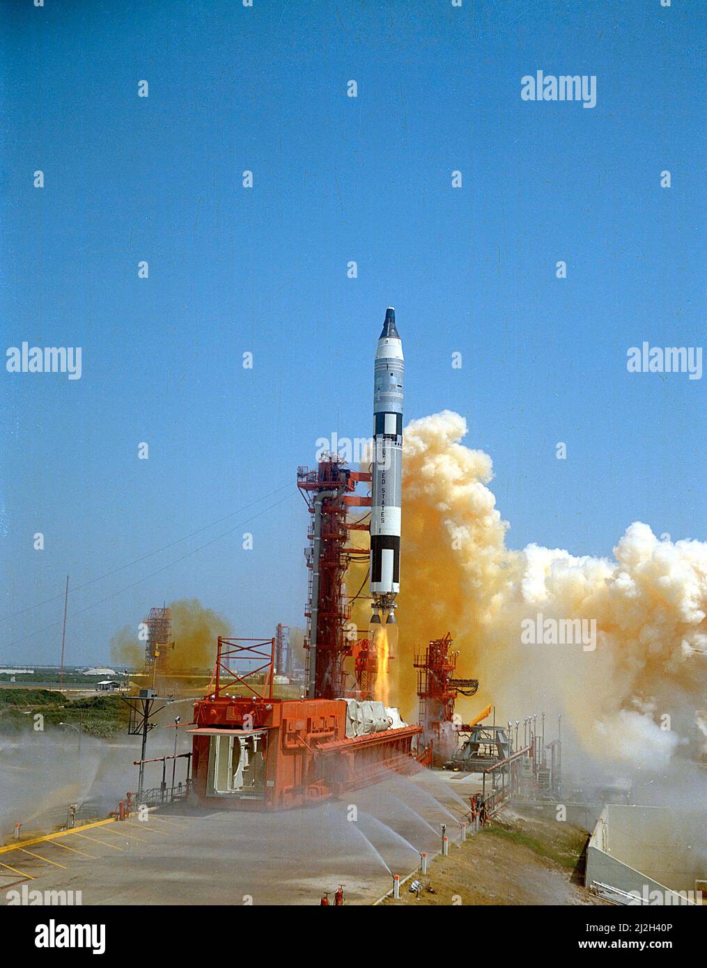 The launch of Gemini 4 on 3rd June 1965. It was flown by astronauts Ed ...