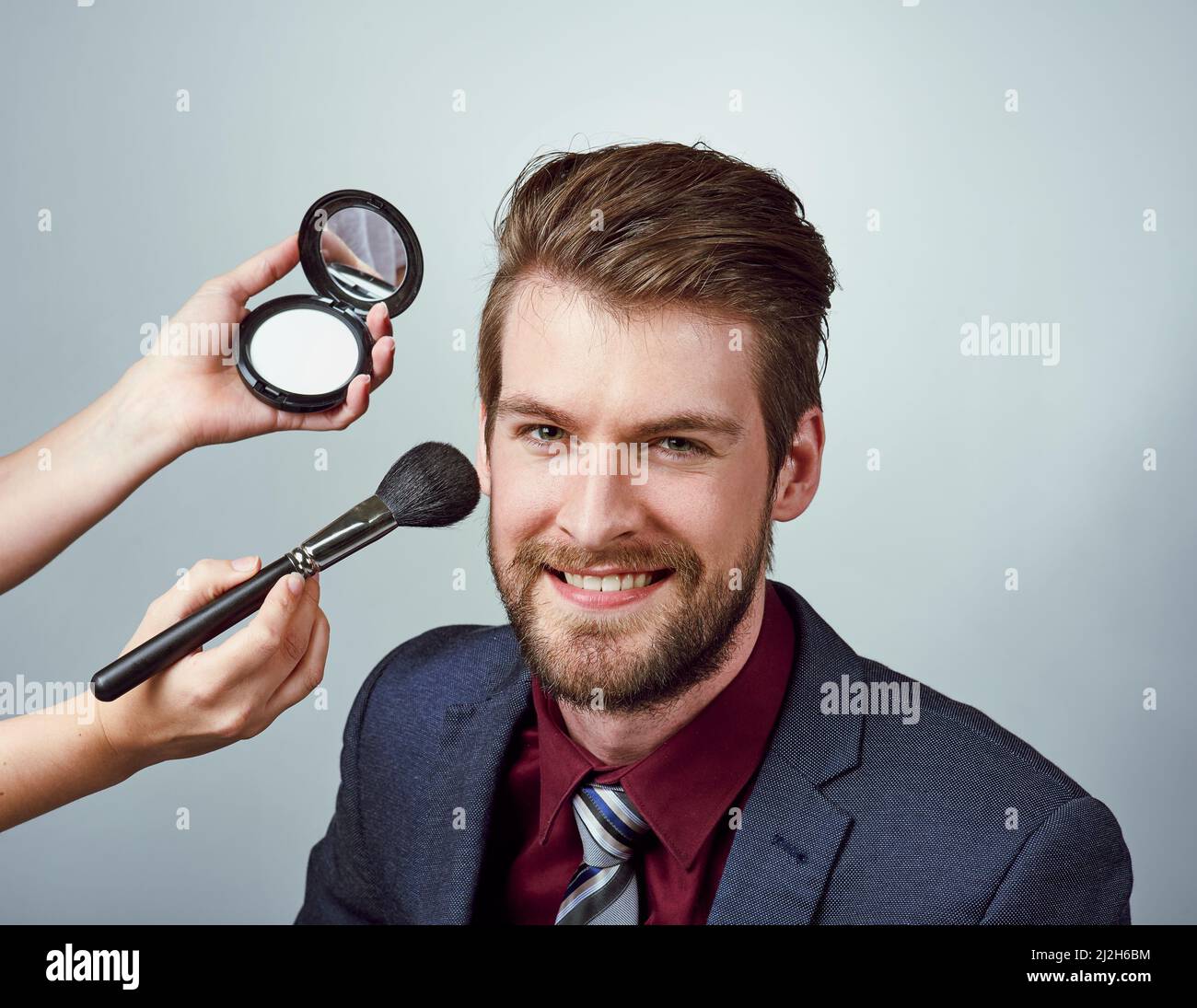 Professional work makeup hi-res stock photography and images - Alamy